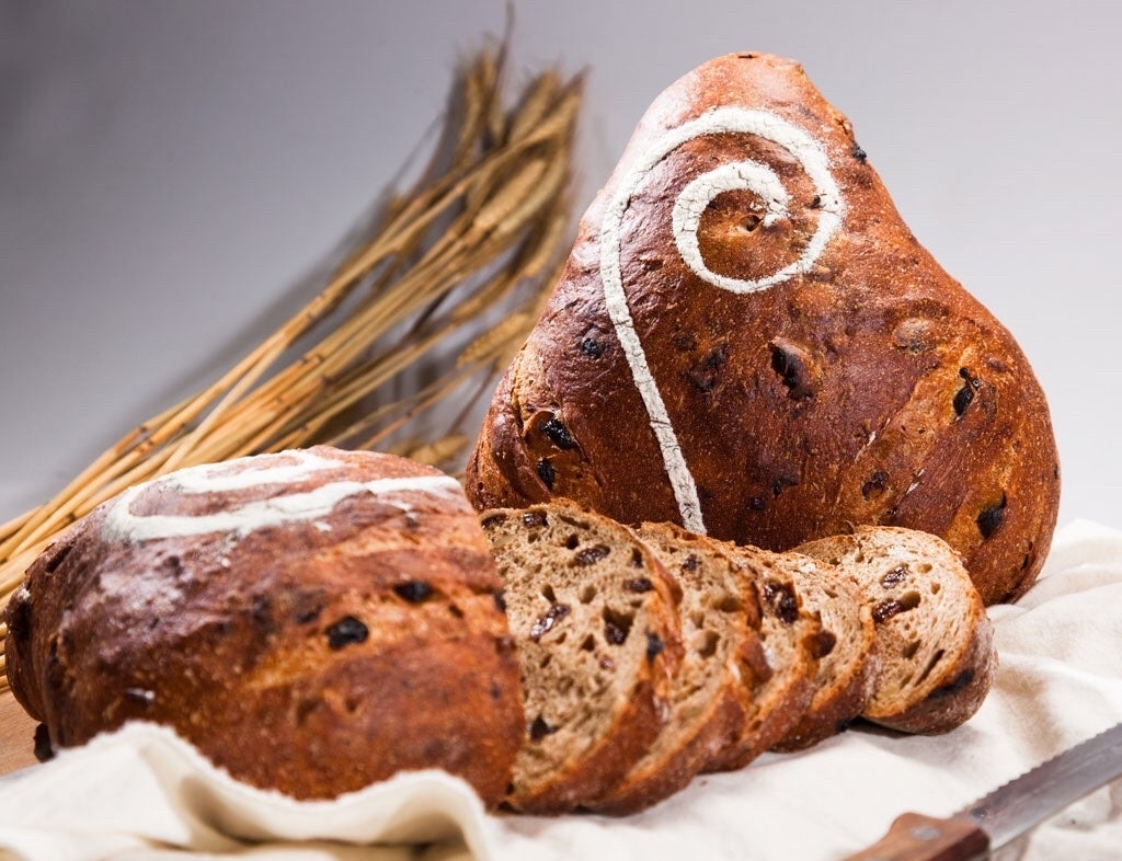 Lychee & Rose Bread 475g/pcs 哈肯舖 冠軍麵包－米釀荔枝麵包 1個 – Combo Market